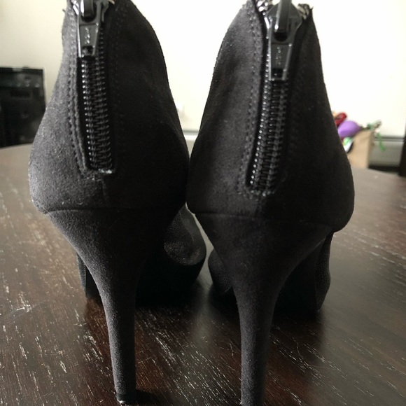 M By Marinelli | Shoes | Sexy Black Wire Mesh Heels | Poshmark